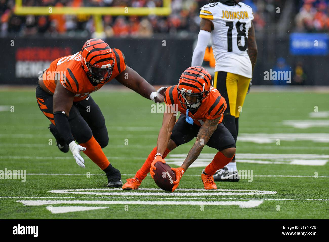 Dj turner ii bengals hi-res stock photography and images - Alamy