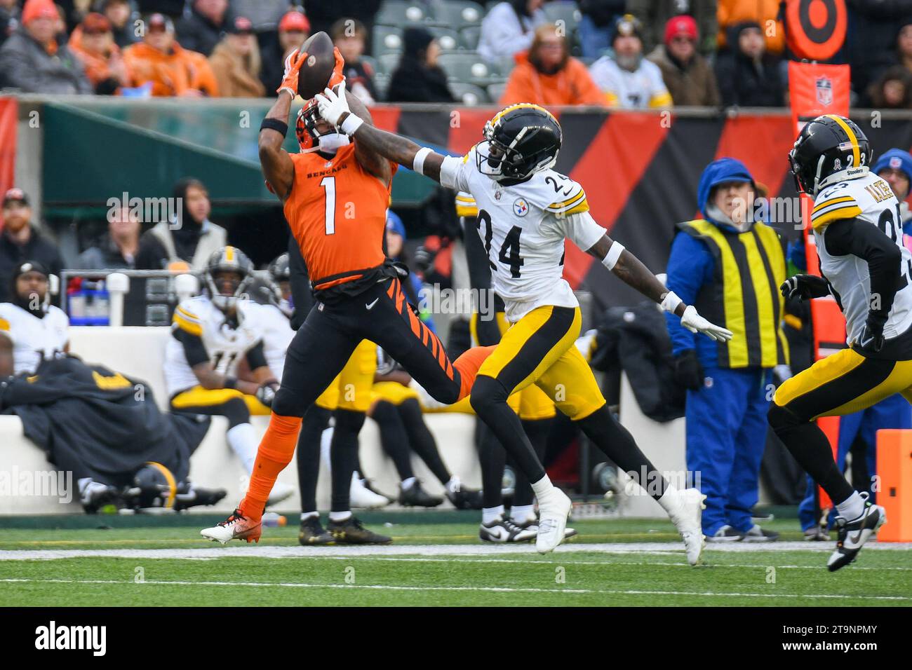 Jamarr chase hi-res stock photography and images - Alamy