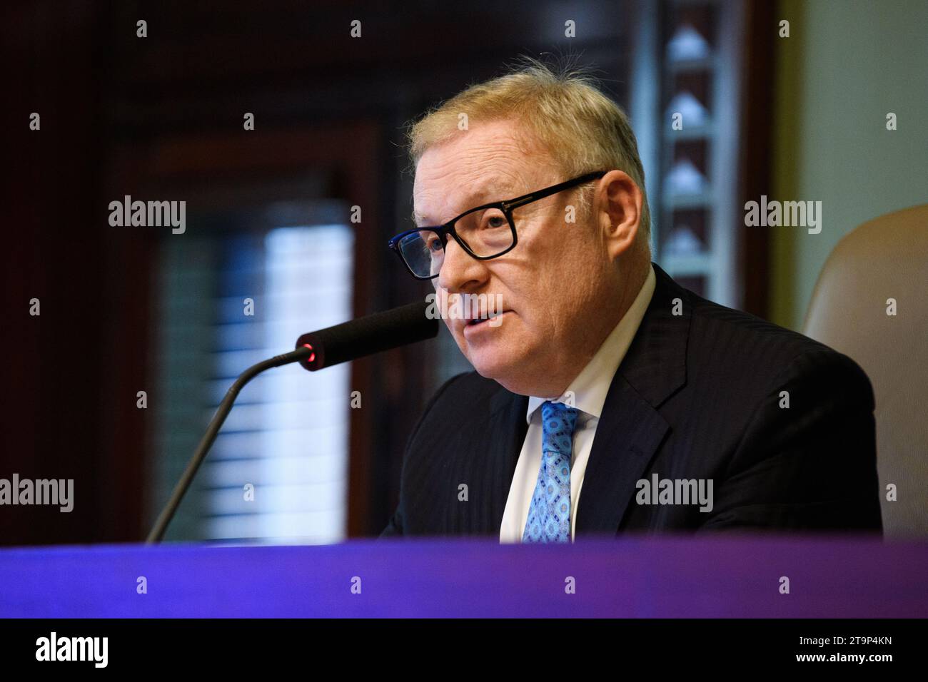 Sydney, Australia. 27th Nov, 2023. Inquiry Commissioner Richard Beasley ...
