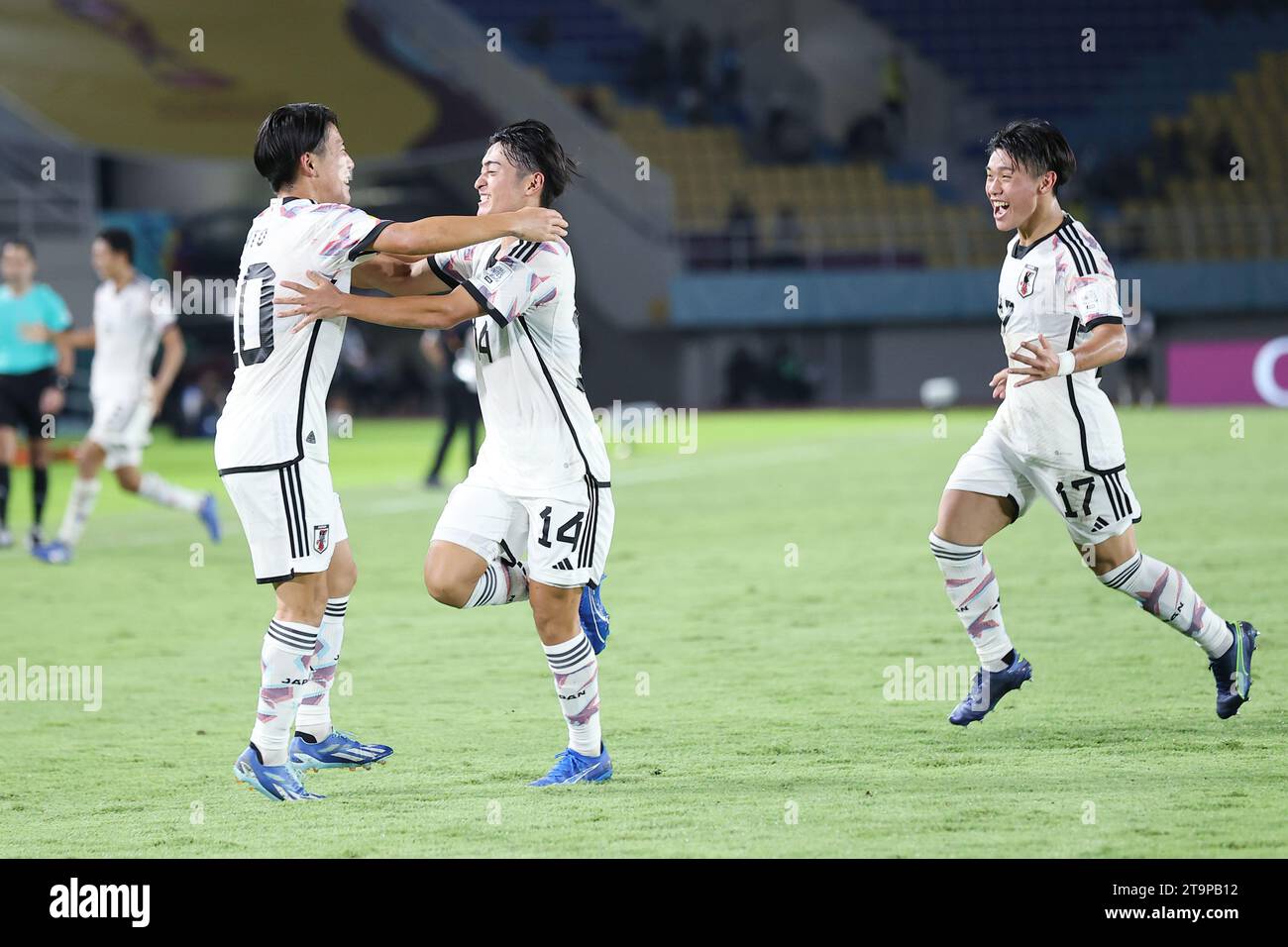 Surakarta, Indonesia. 20th Nov, 2023. Japan's Gaku Nawata, center ...
