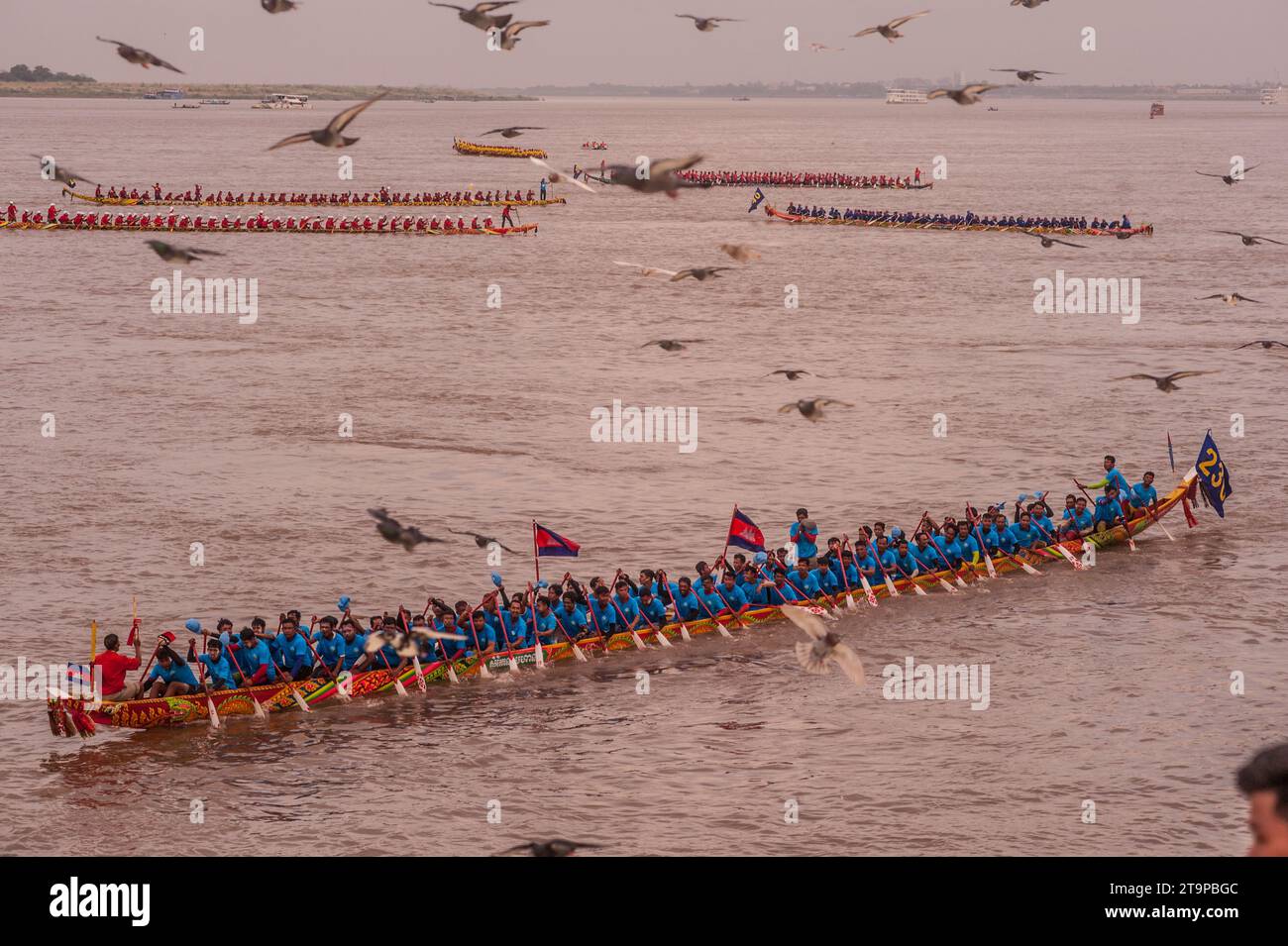 Phnom Penh celebrates Bon Om Touk, The Cambodian Water Festival, with ...