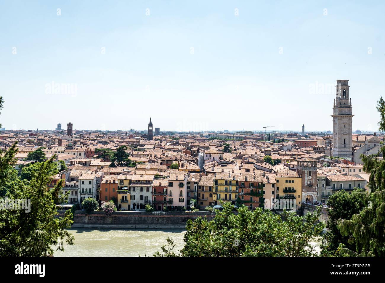 Verona italy scenery adige river hi-res stock photography and images ...