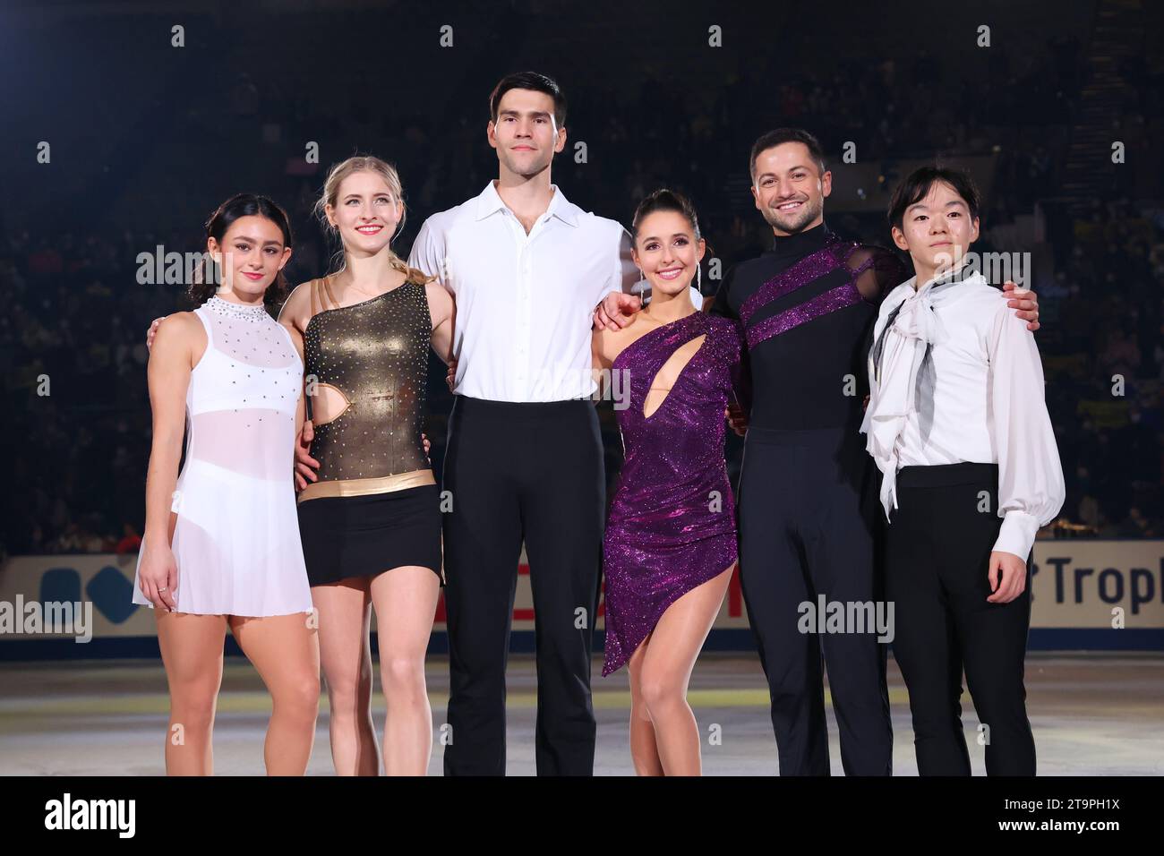 (L-R) Ava Marie Ziegler (USA), Minerva Fabienne Hase & Nikita Volodin ...