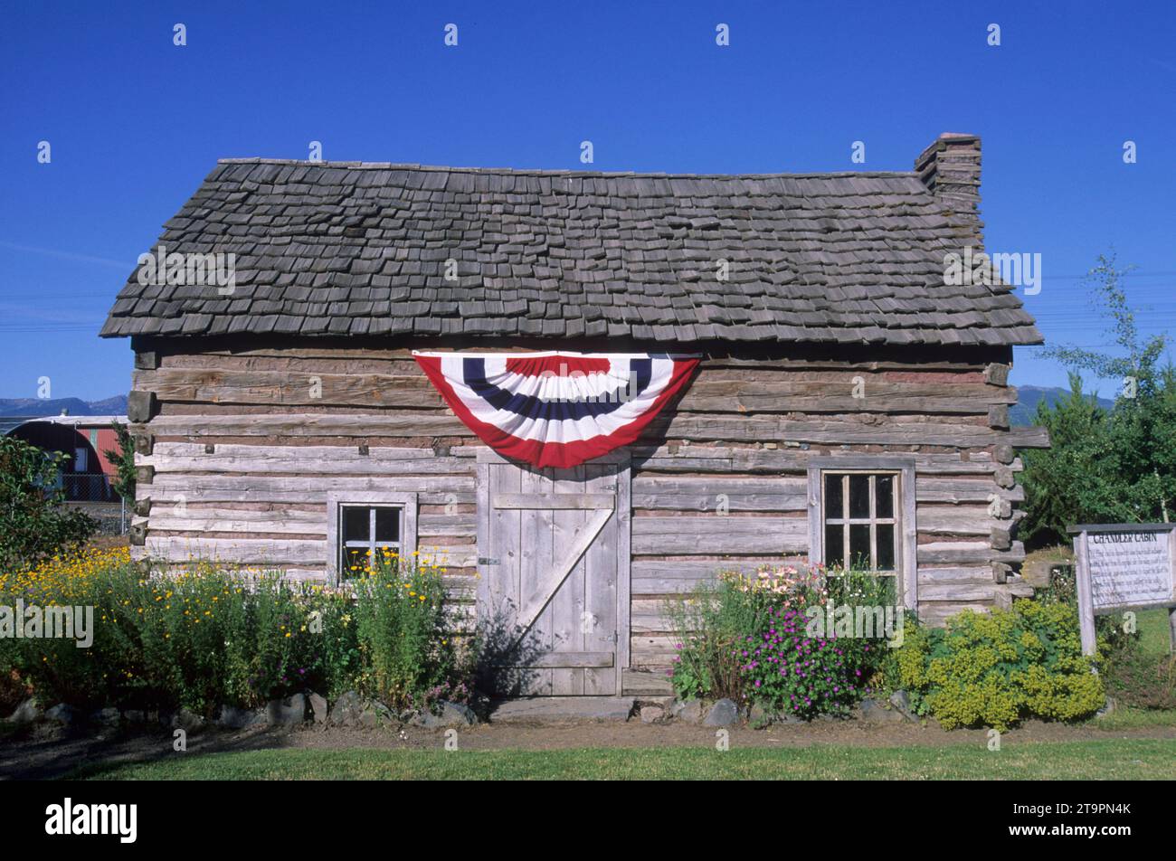 Chandler Cabin in 1880's Park, Haines, Elkhorn National Scenic Byway ...