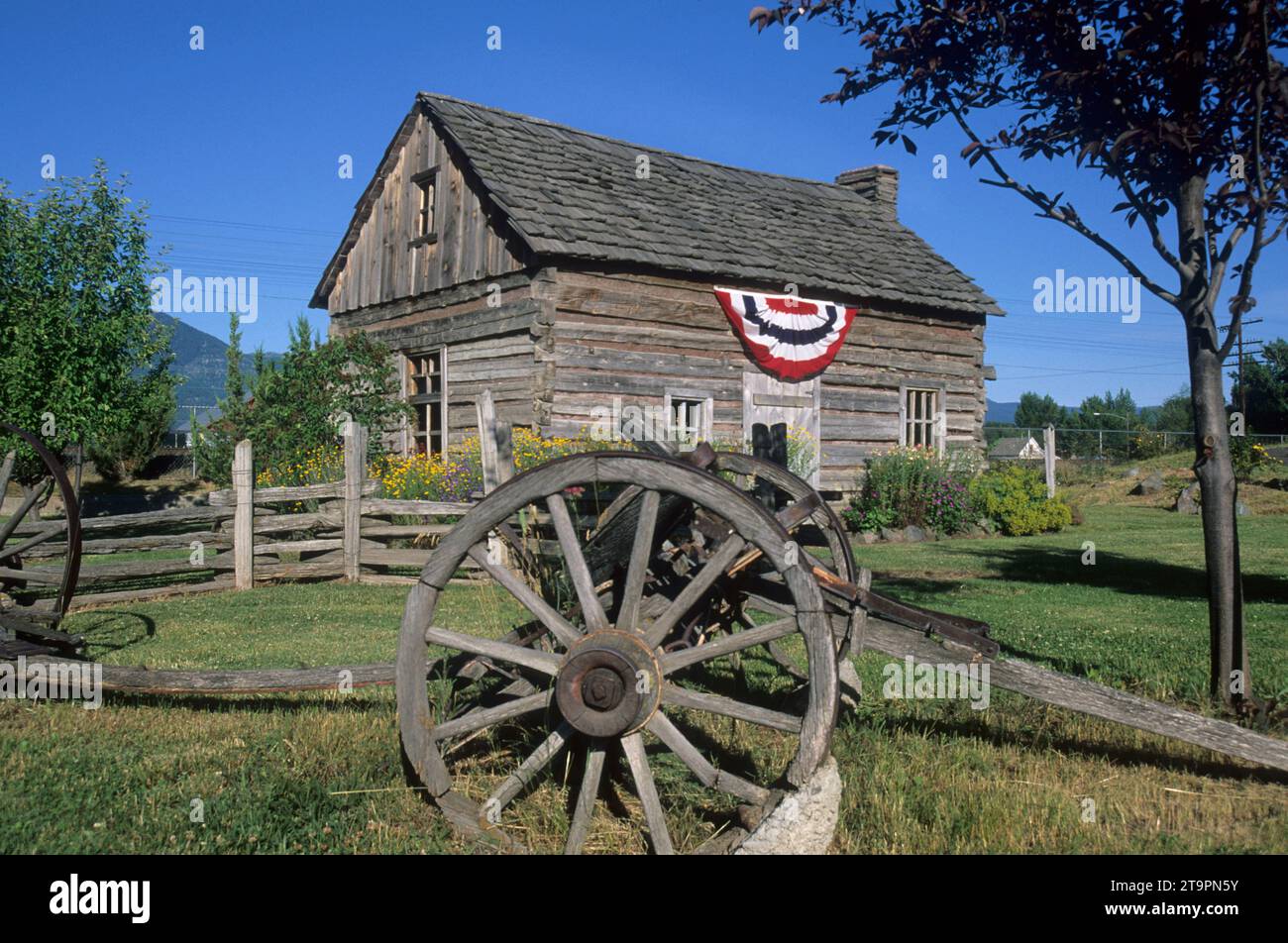 Chandler Cabin in 1880's Park, Haines, Elkhorn National Scenic Byway ...