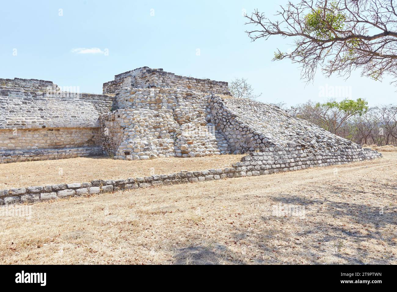 The overlooked Zoque ruins of Chiapa de Corzo, Chiapas Stock Photo - Alamy