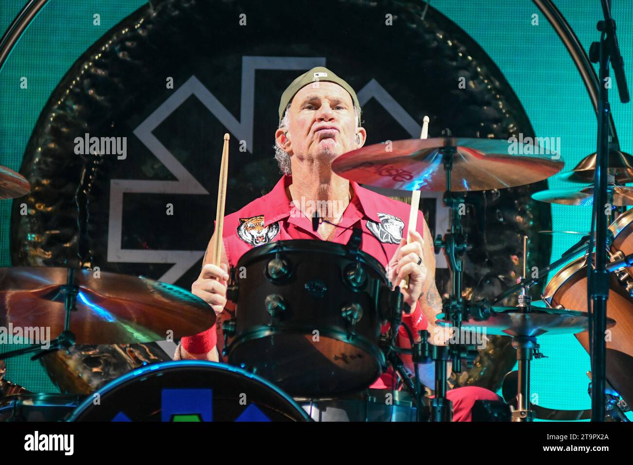 Chad Smith (drums). Red Hot Chili Peppers. Live in Buenos Aires ...