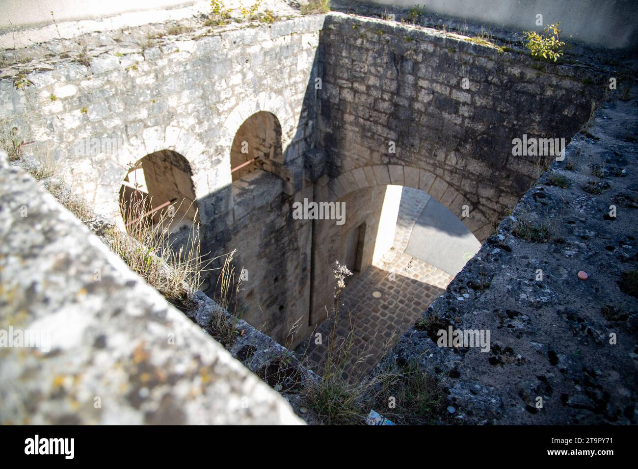 Medieval fortification in provins hi-res stock photography and images ...