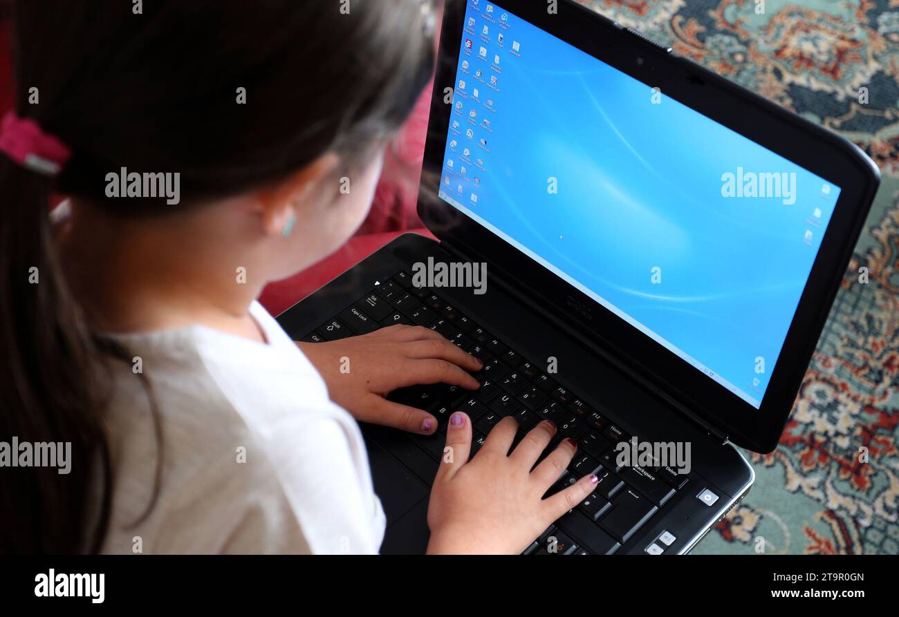 Ai images hi-res stock photography and images - Alamy
