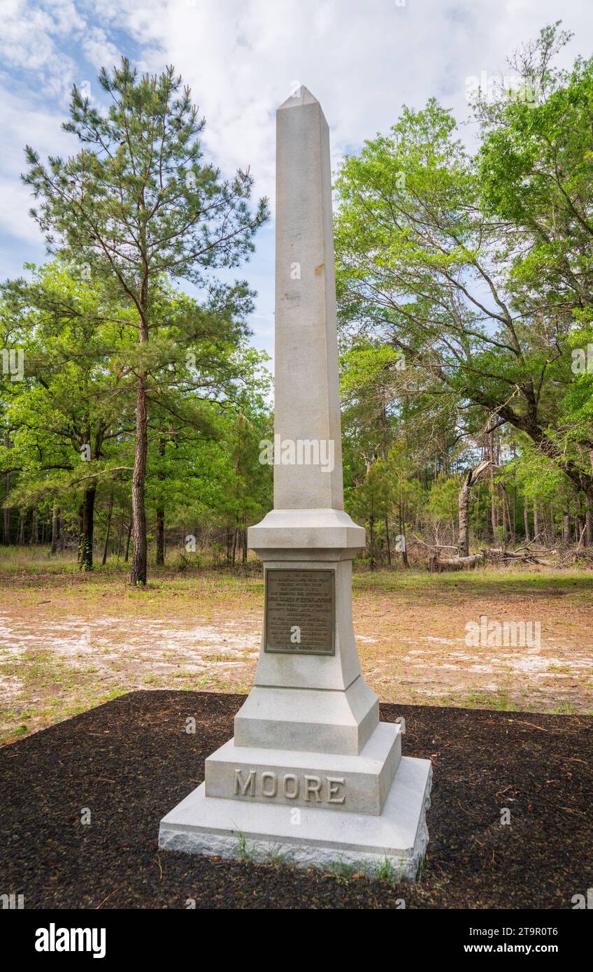 Monument at Moores Creek National Battlefield, NPS Site Stock Photo - Alamy