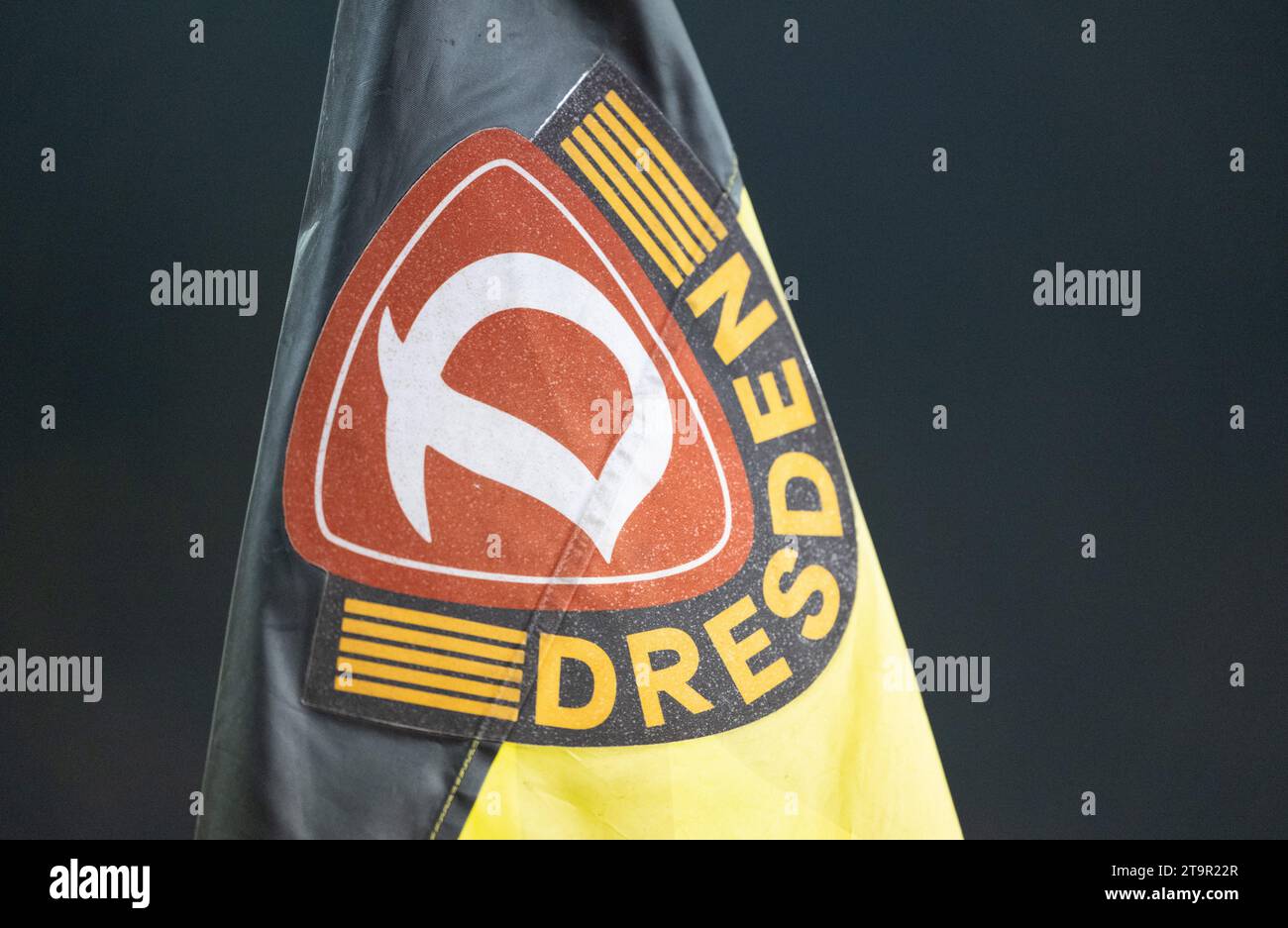 Logo dynamologo hi-res stock photography and images - Alamy