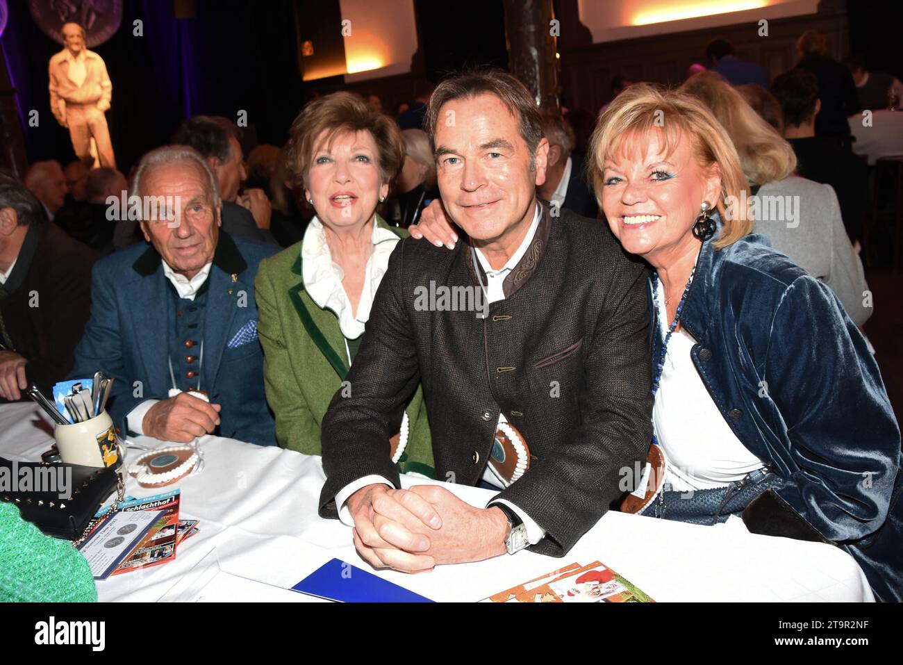 Guenther Steinberg Wirt Carolin Reiber Moderatorin Thomas Hock BR ...