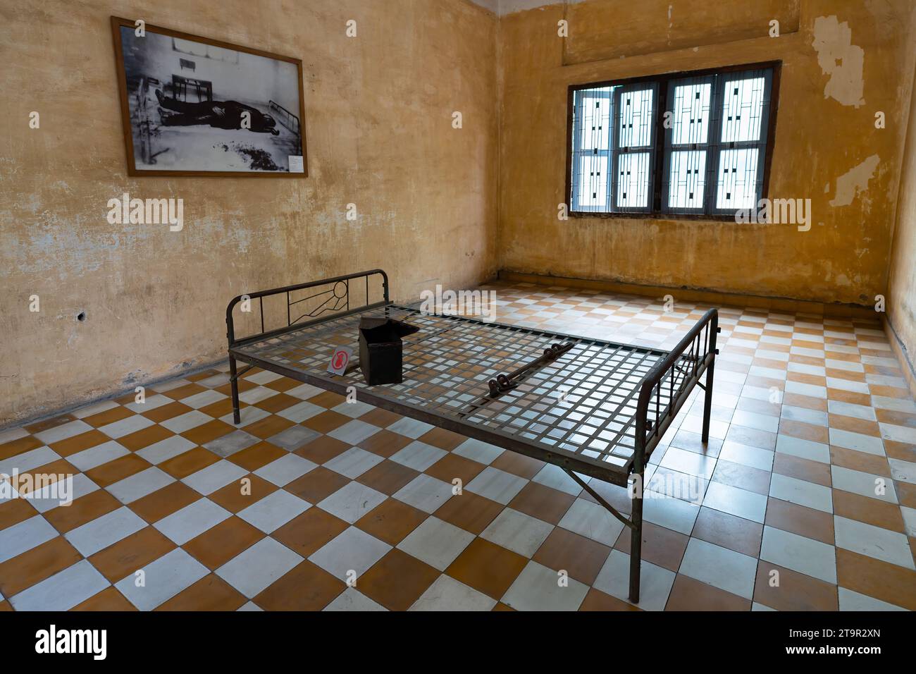 The Tuol Sleng (S-21) prison cell, Phnom Penh, Cambodia Stock Photo - Alamy