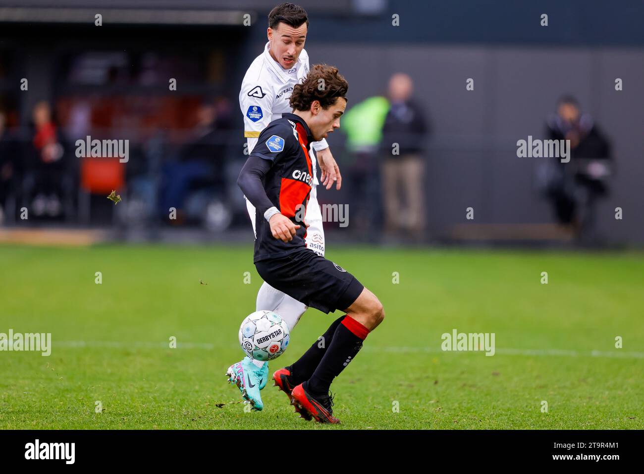 ALMERE, NETHERLANDS - NOVEMBER 26: Mario Engels (Heracles Almelo) and ...