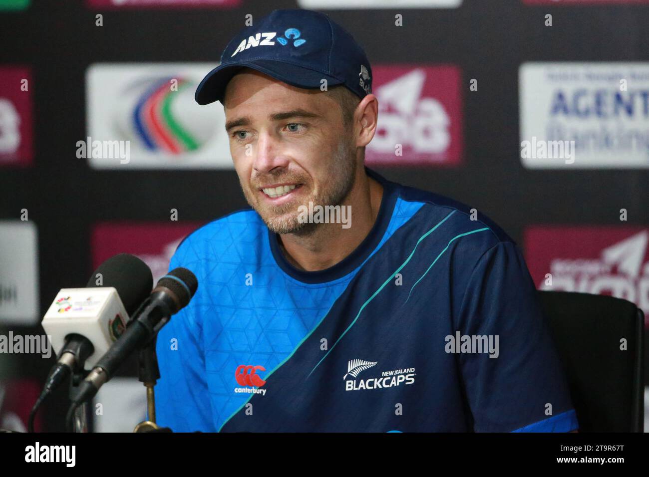 New Zealand Head Captain Speaks at the pre-match press conference after ...