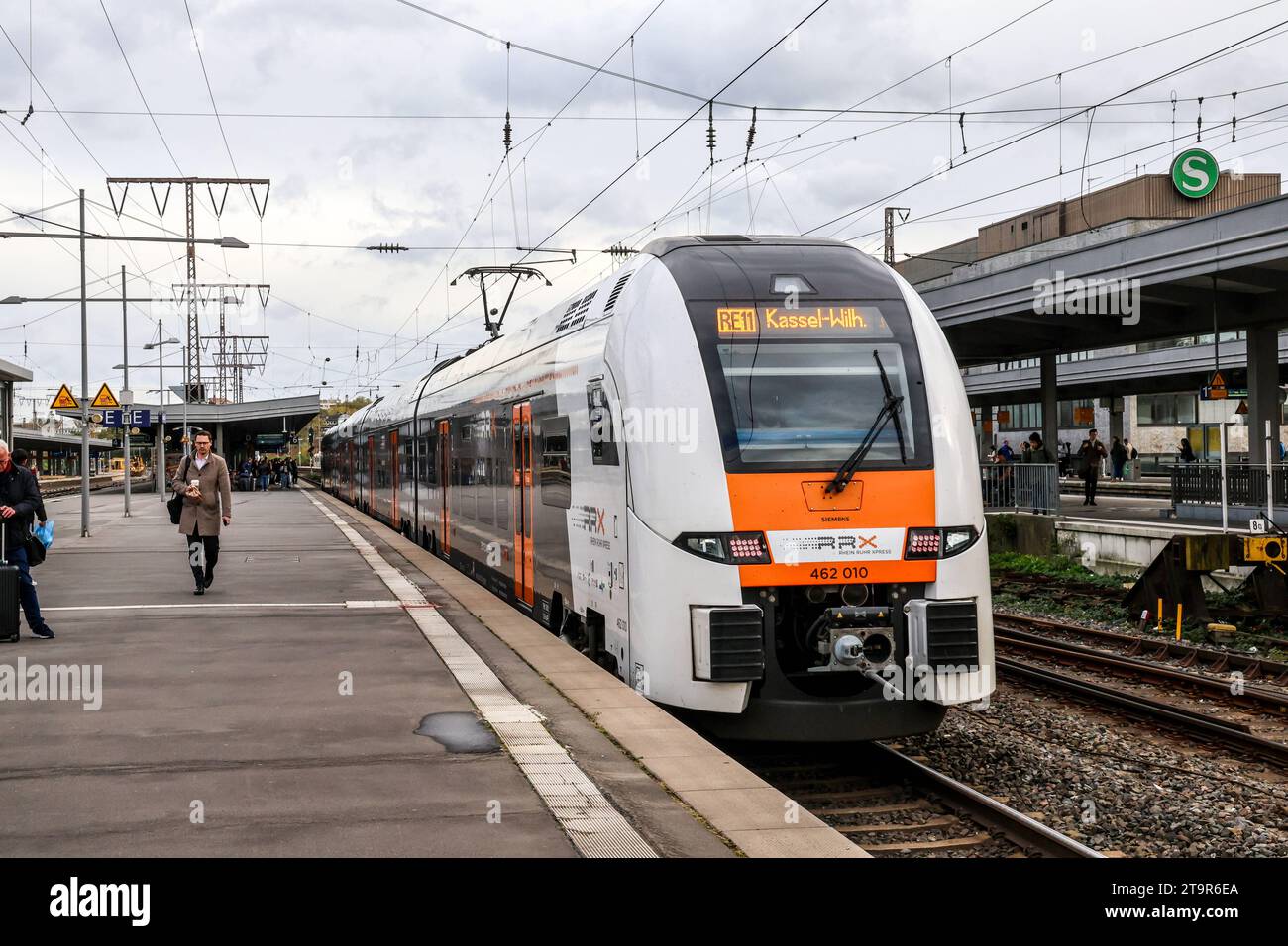 Re11 hi-res stock photography and images - Alamy