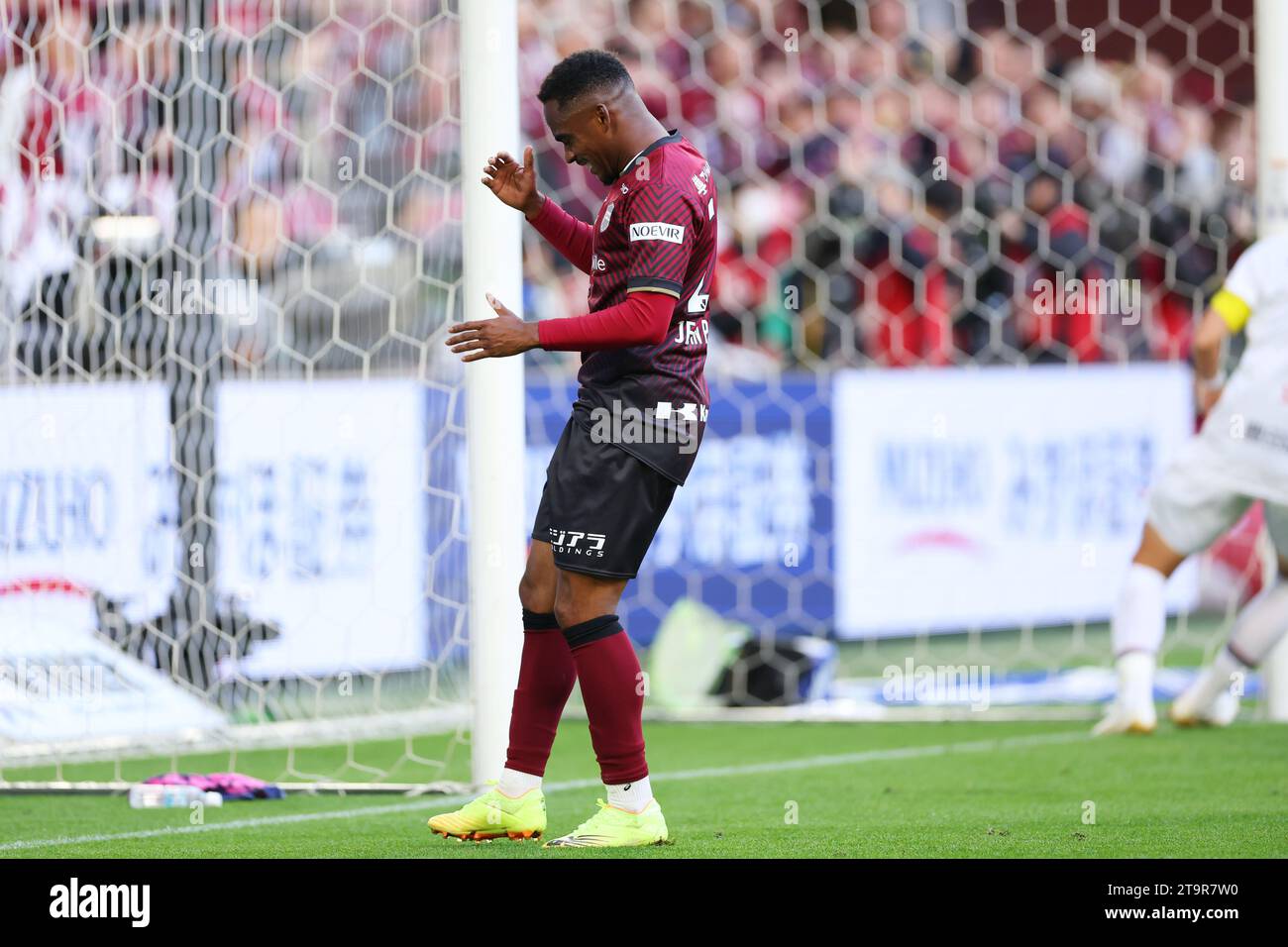 Hyogo, Japan. 25th Nov, 2023. Jean Patric (Vissel) Football/Soccer ...