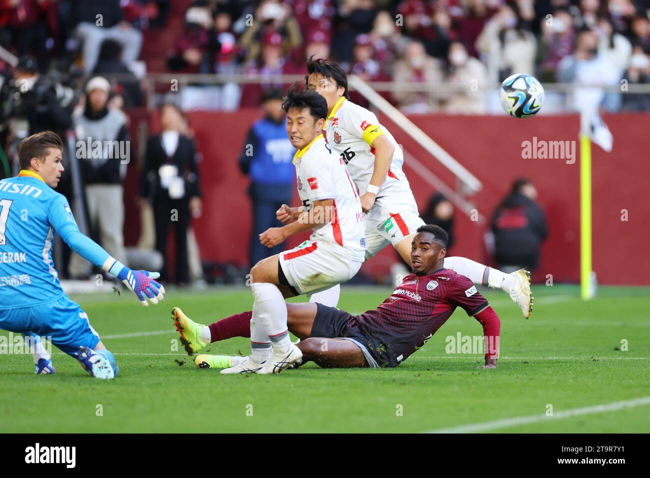 Hyogo, Japan. 25th Nov, 2023. Jean Patric (Vissel) Football/Soccer ...