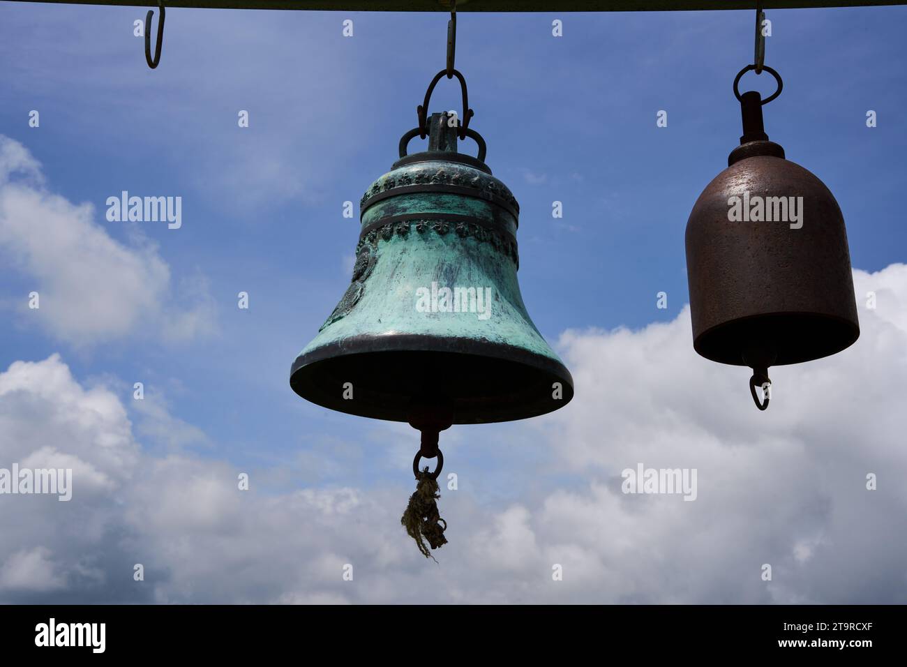 Zwei glocken hi-res stock photography and images - Alamy