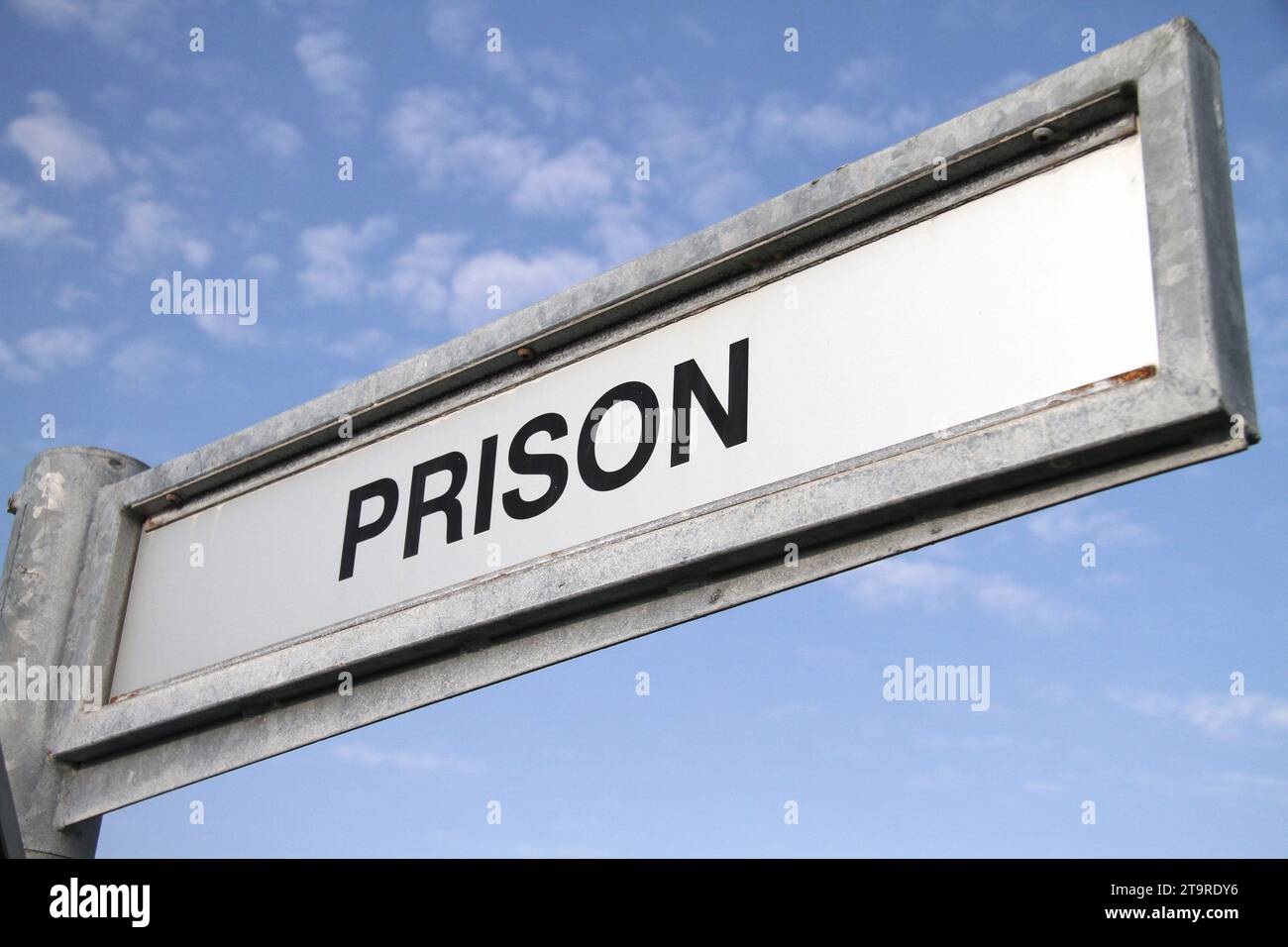 A general view of a Prison directional sign Stock Photo - Alamy