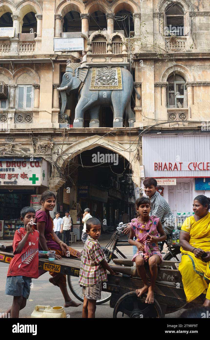The iconic Elephant Gate in Kalbadevi Rd., Mumbai, India, marking a ...