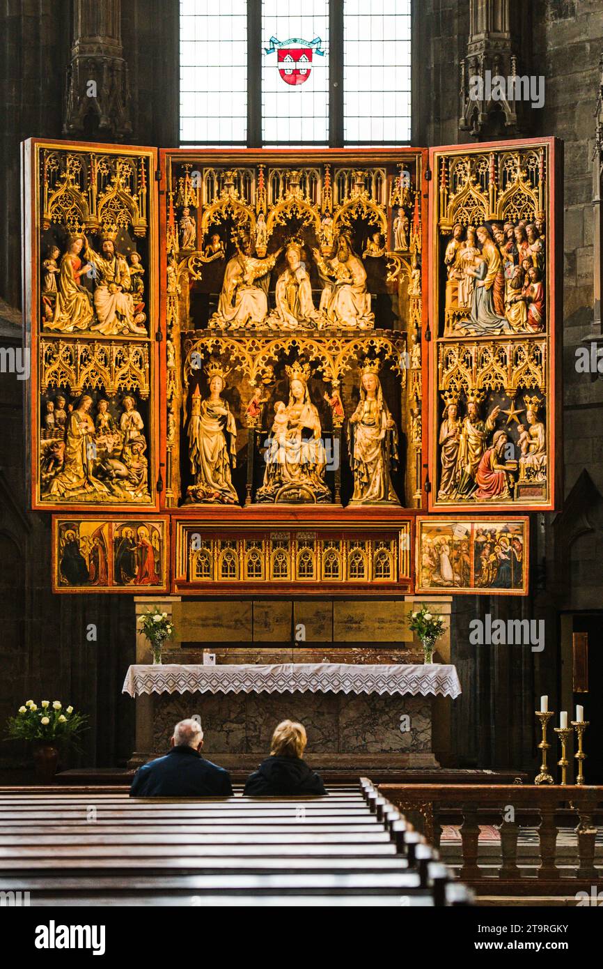 Vienna, Austria. 25th Nov, 2023. St. Stephen's Cathedral (Stephansdom ...