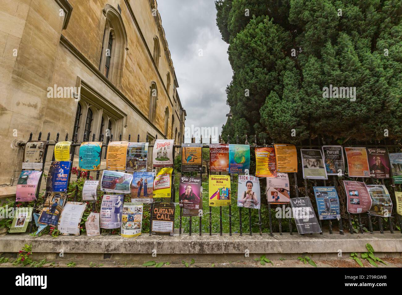 Cambridge, England, UK. Walking the scenery streets of this famous ...