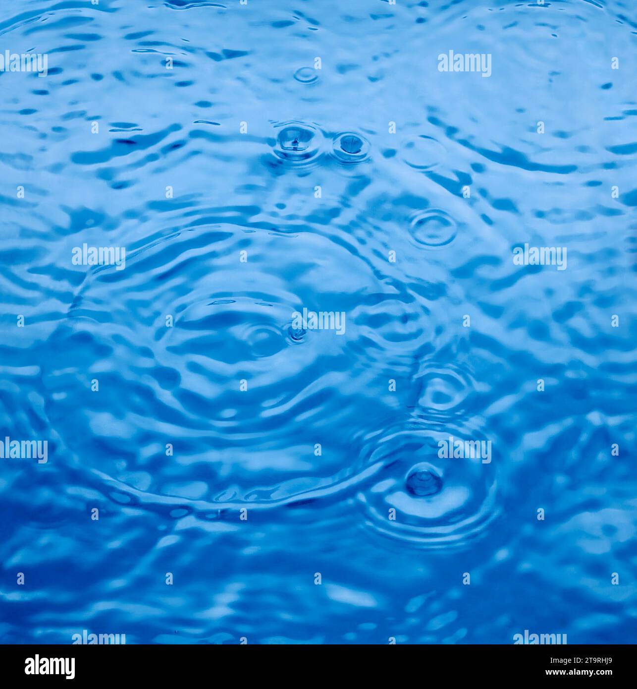 Rippledsurface hi-res stock photography and images - Alamy
