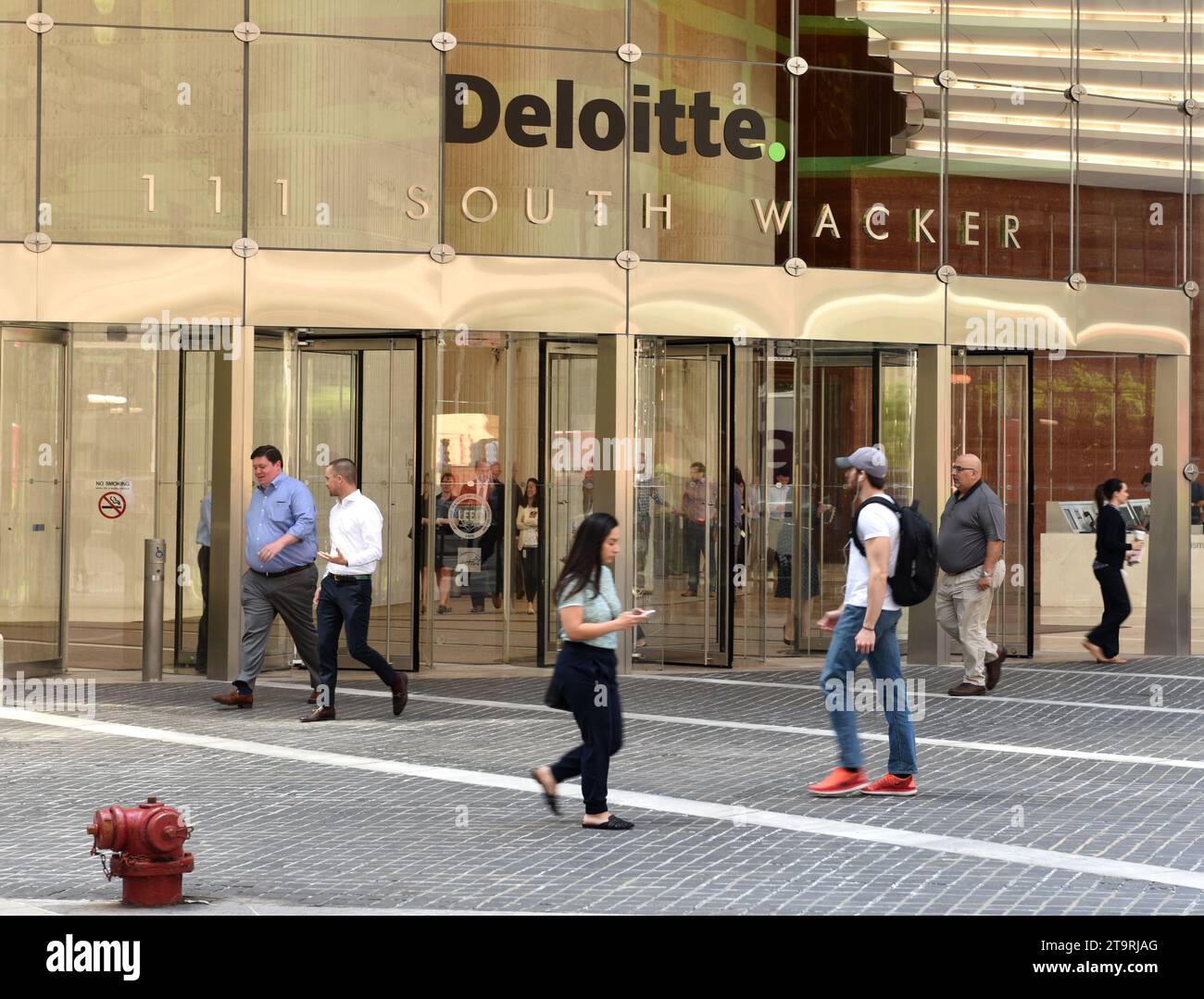 Deloitte logo hi-res stock photography and images - Alamy