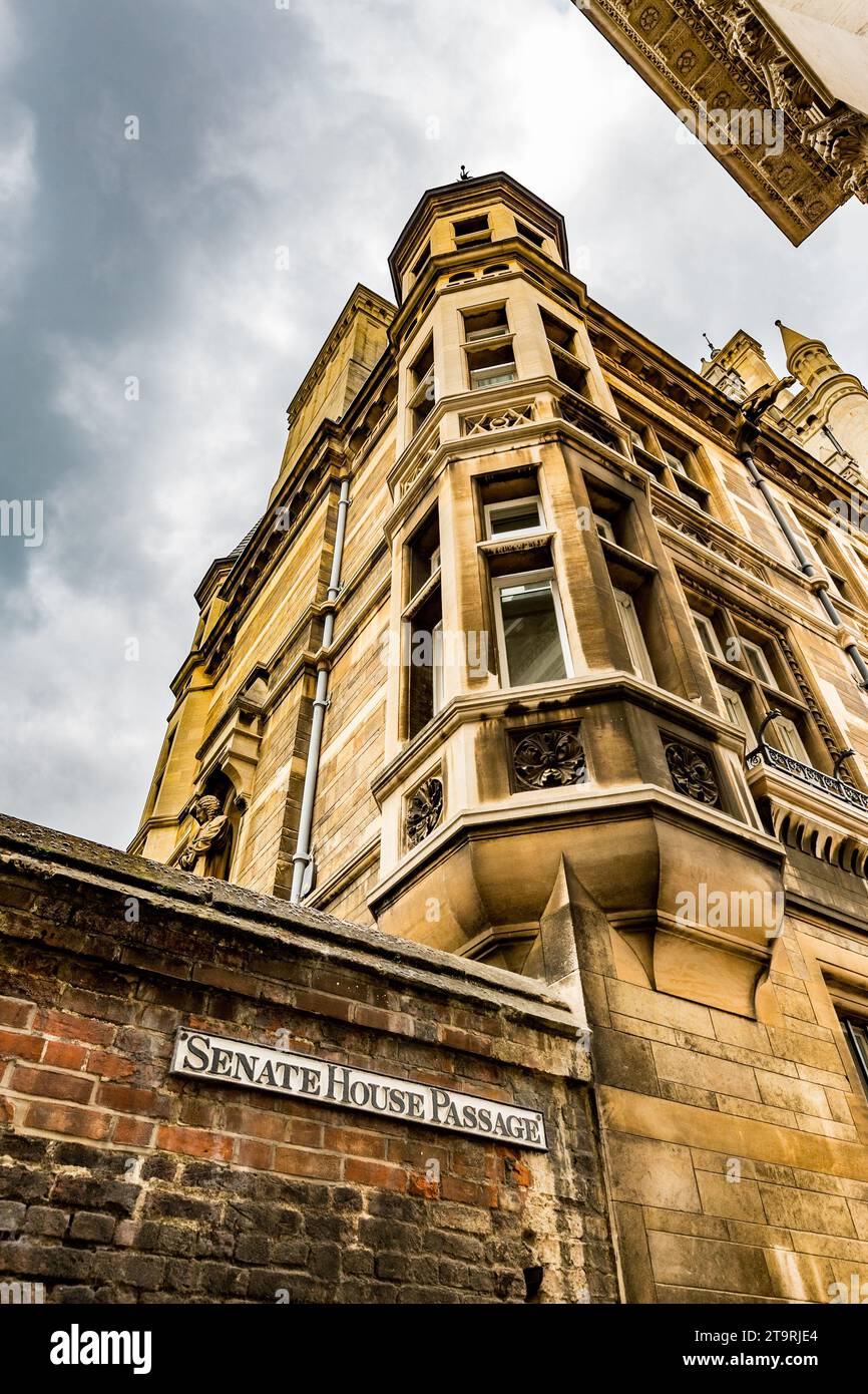 Cambridge, England, UK. Walking the scenery streets of this famous ...