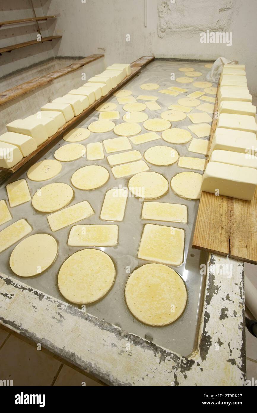 Brine bath hi-res stock photography and images - Alamy