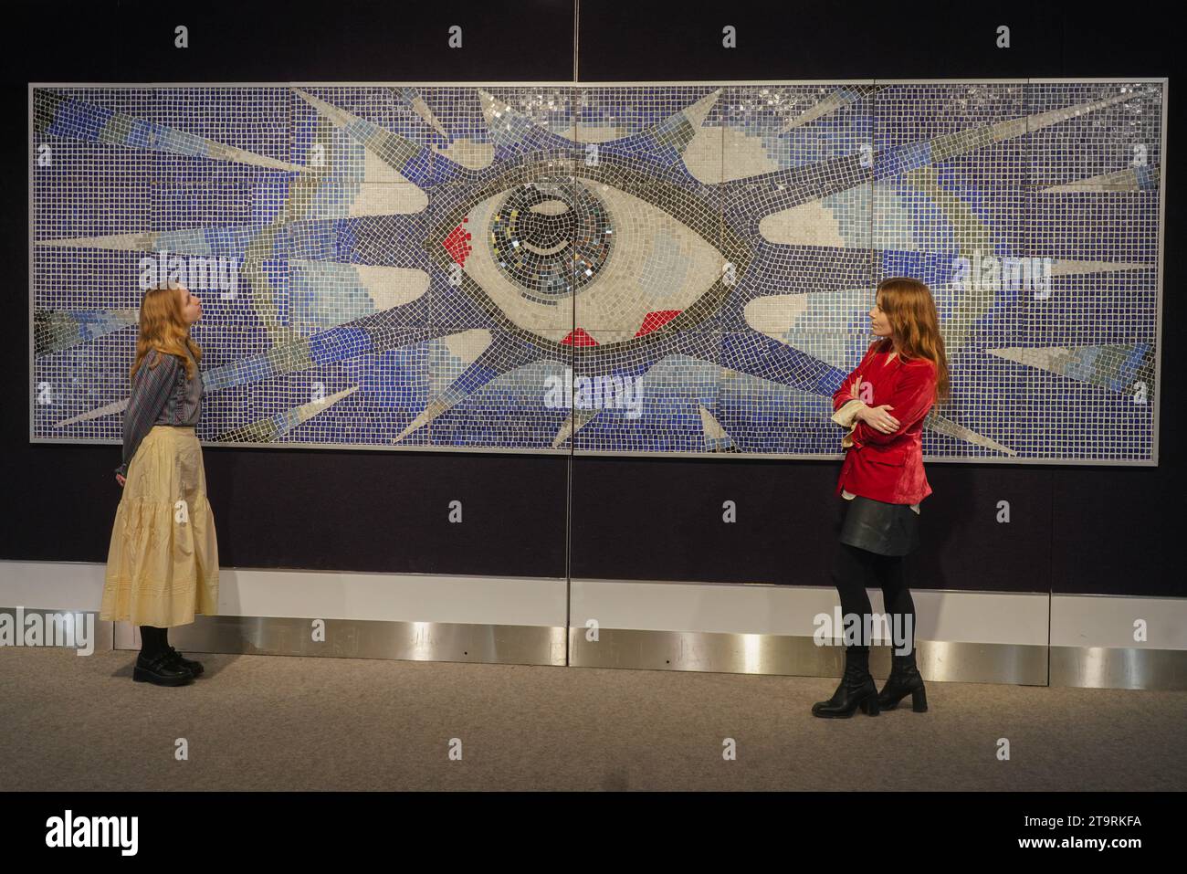 Joe lennon hi-res stock photography and images - Alamy