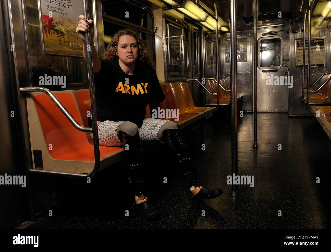 Amputee recovery hi-res stock photography and images - Alamy