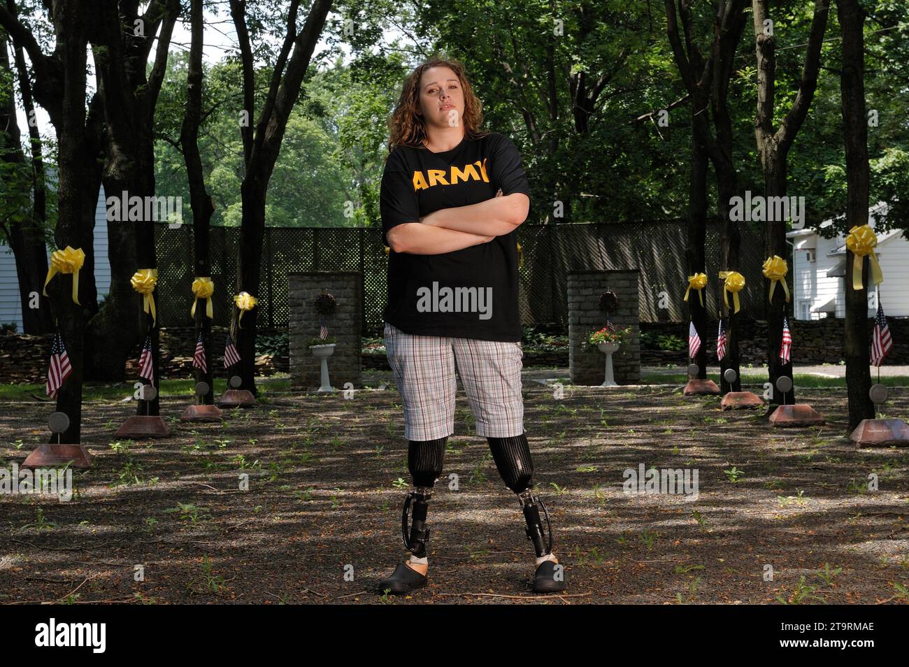 Female veteran memorial hi-res stock photography and images - Alamy