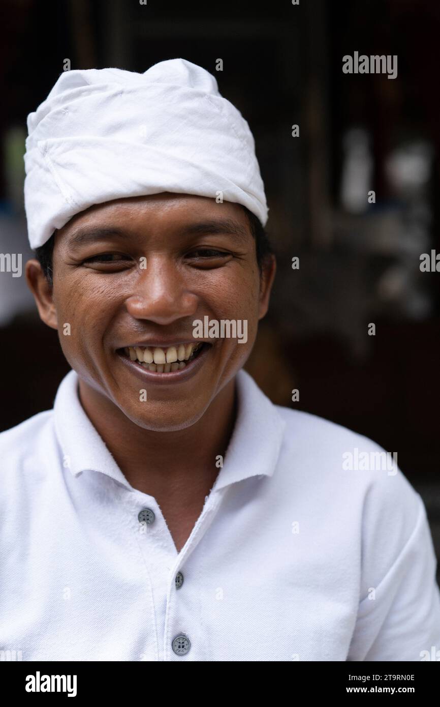 Bali ceremony hi-res stock photography and images - Alamy