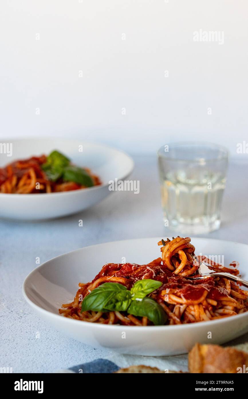 Bowls of spaghetti hi-res stock photography and images - Alamy
