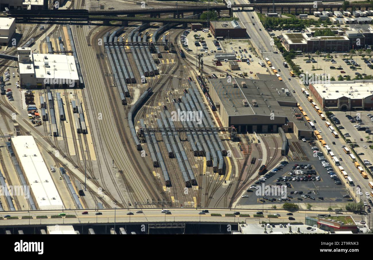 Chicago, USA - June 04, 2018: Trains on the BNSF Railroad Yard/Metra ...