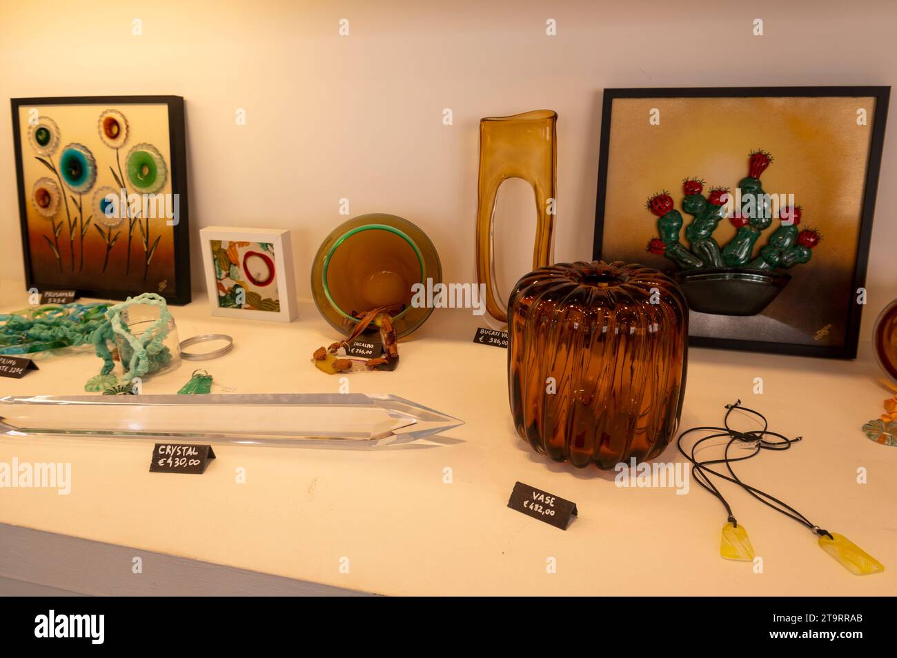 Glass blowing display hi-res stock photography and images - Alamy