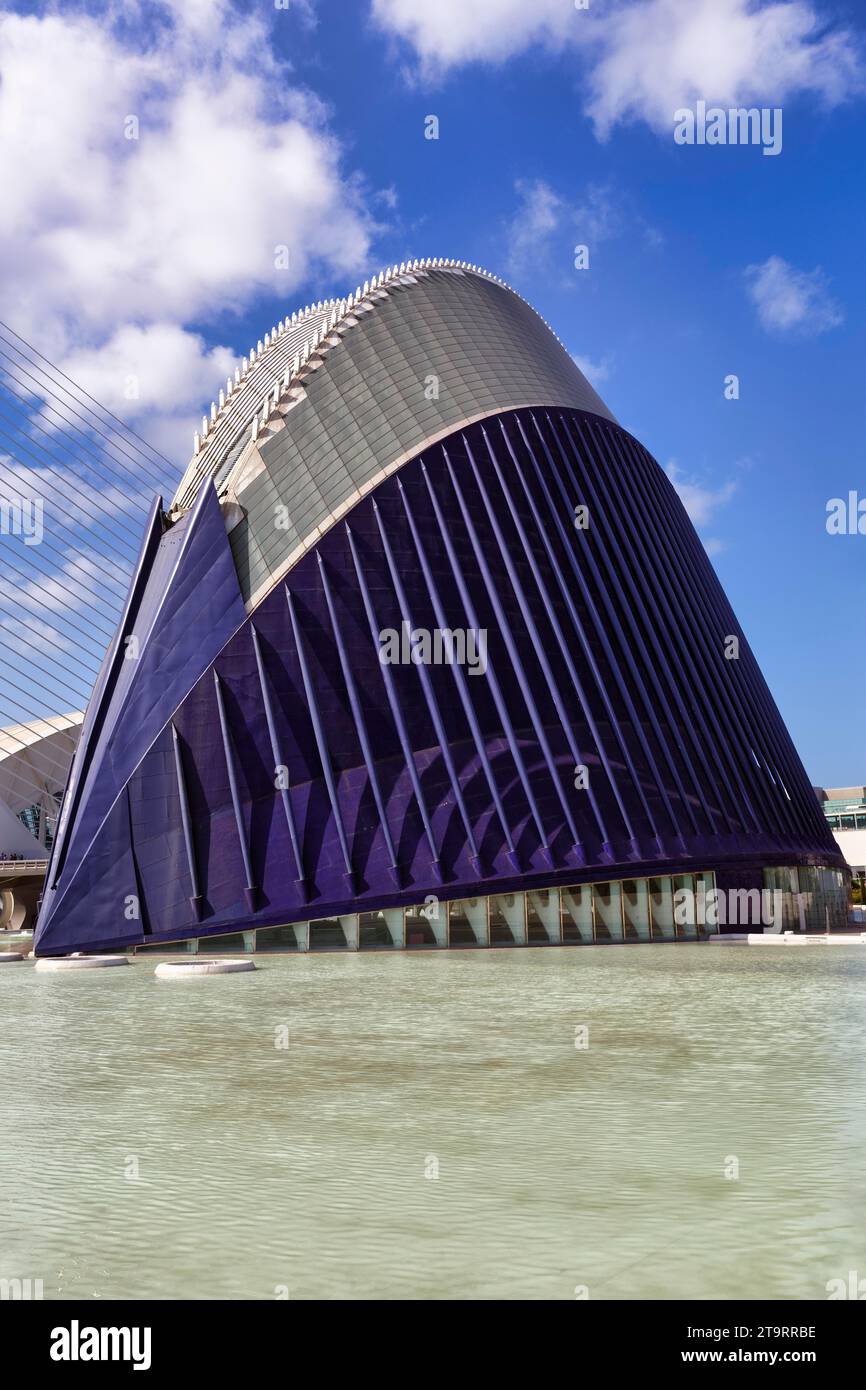 L'Agora, modern architecture in the shape of an ellipse, architect ...