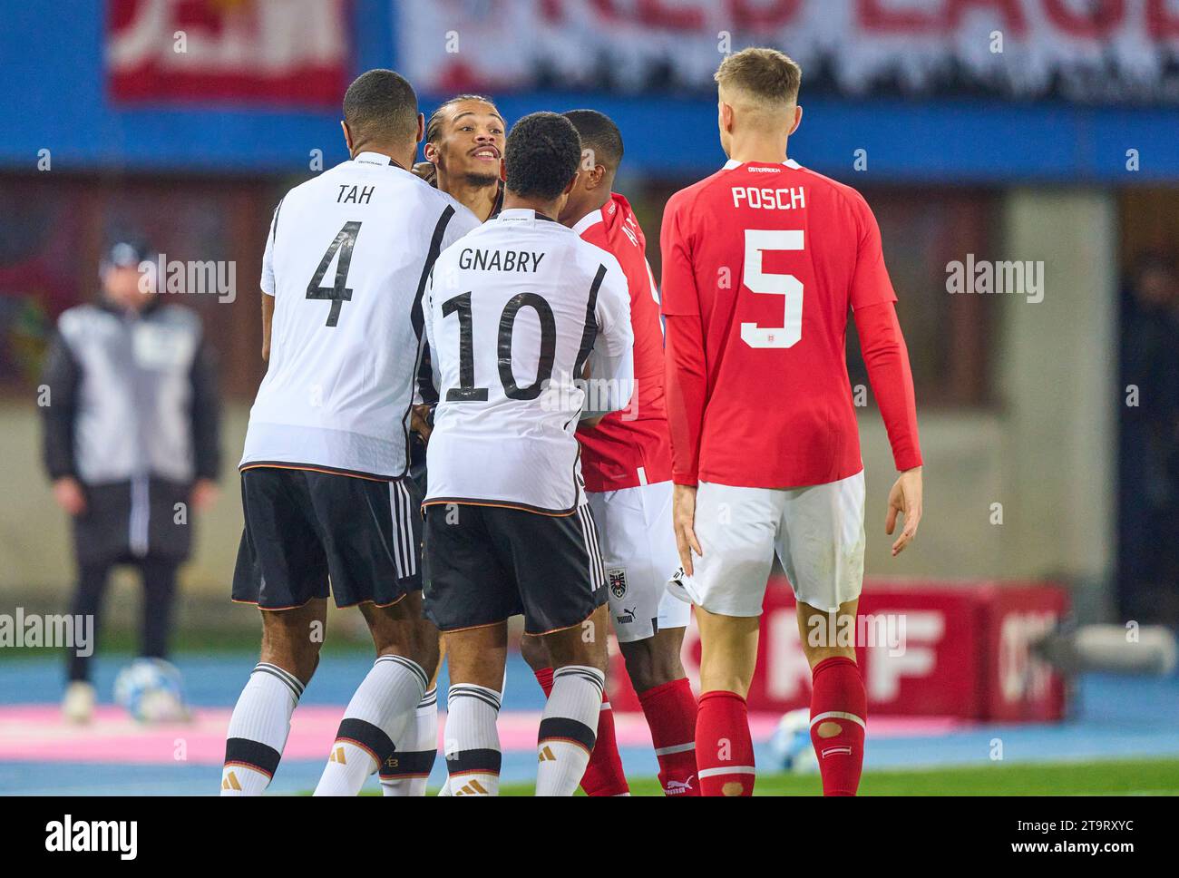 Schweres vergehen shows red card to europameisterschaft 2024 hi-res ...