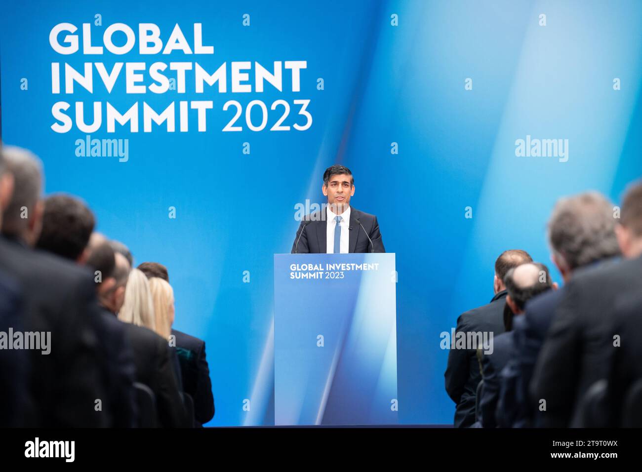 Prime Minister Rishi Sunak delivers the keynote speech at the Global ...