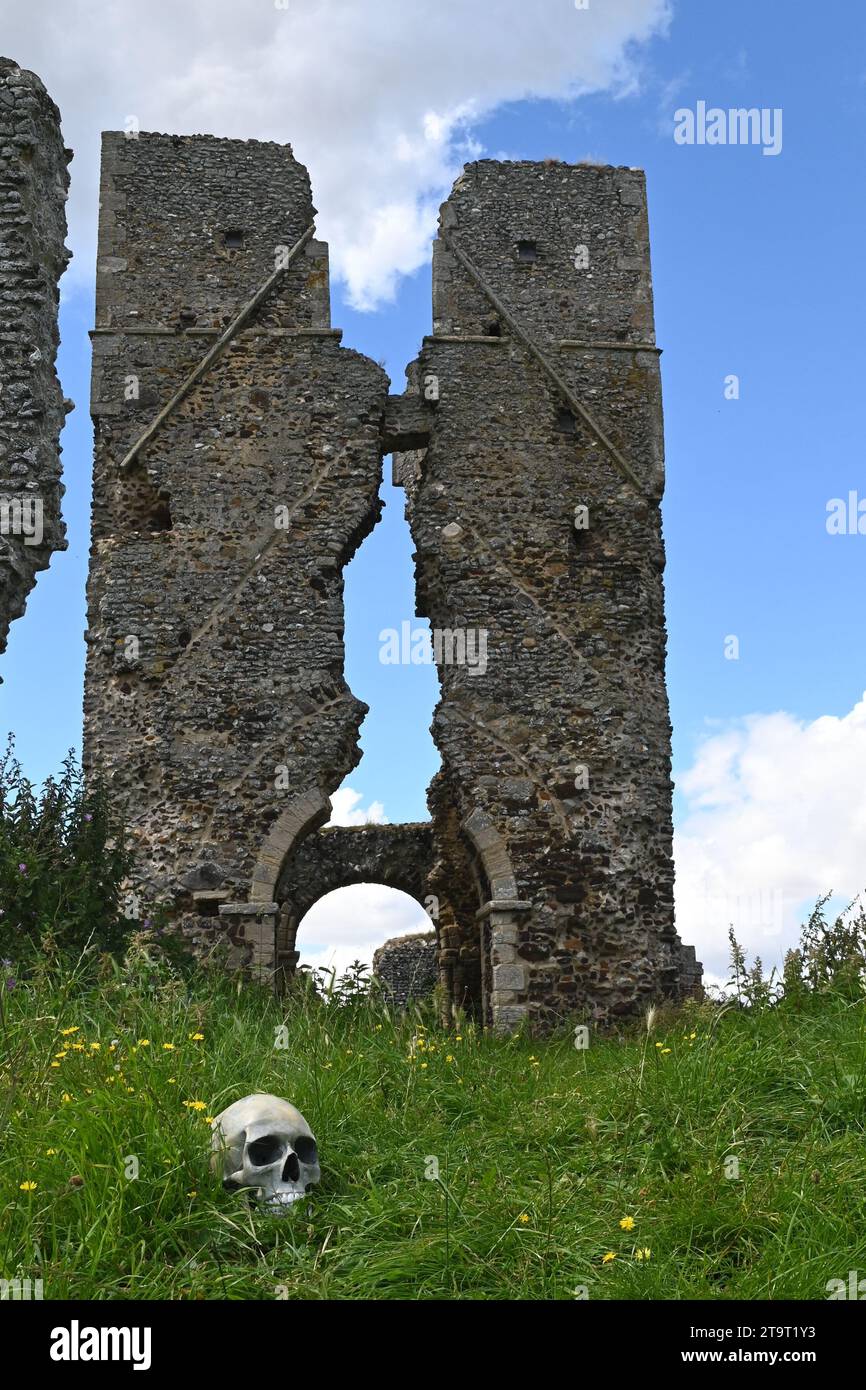 Skull tower hi-res stock photography and images - Alamy