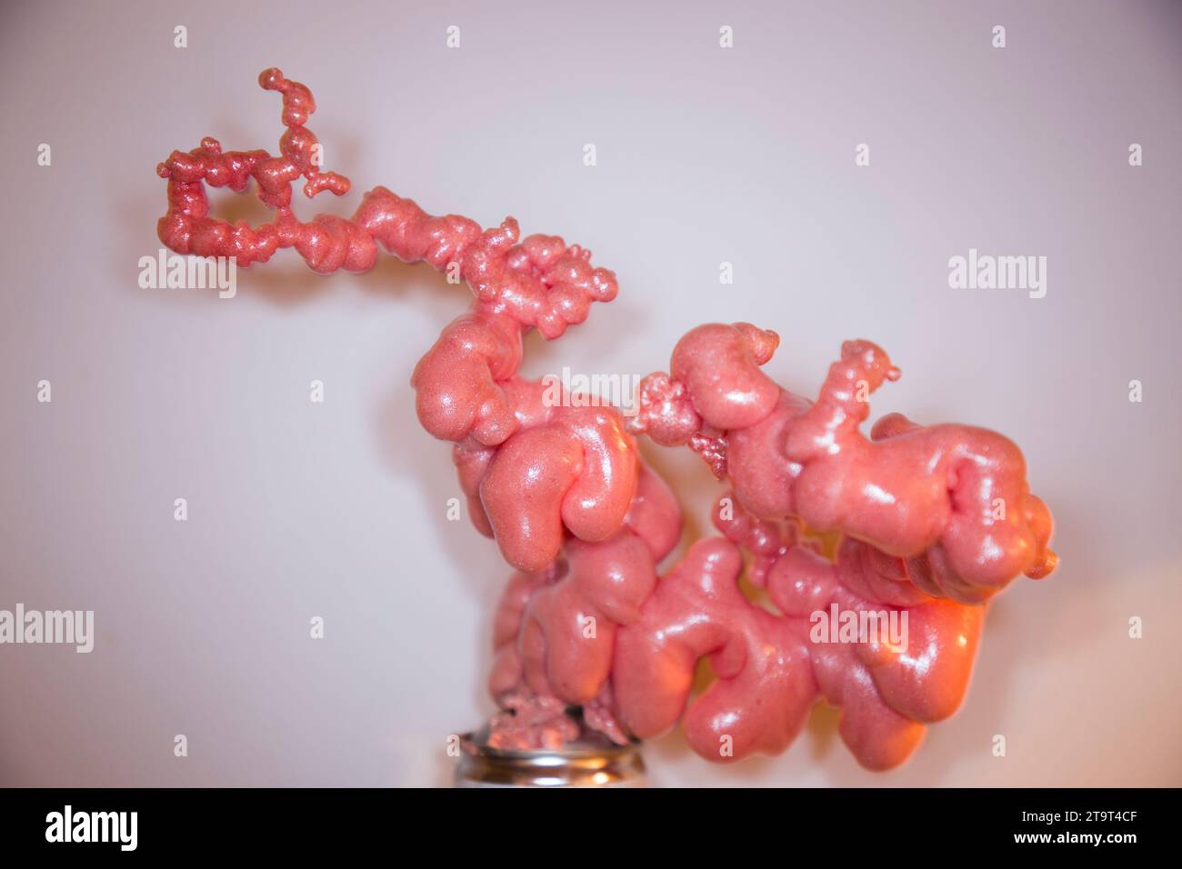 Expanding Fire Rated foam, BS EN 1366-4 to seal gaps in buildings as a ...