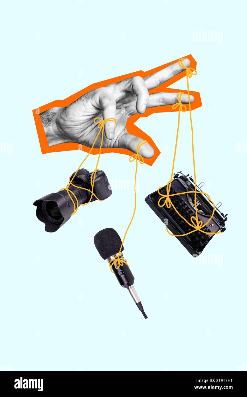 Hanging microphone vintage hi-res stock photography and images - Alamy