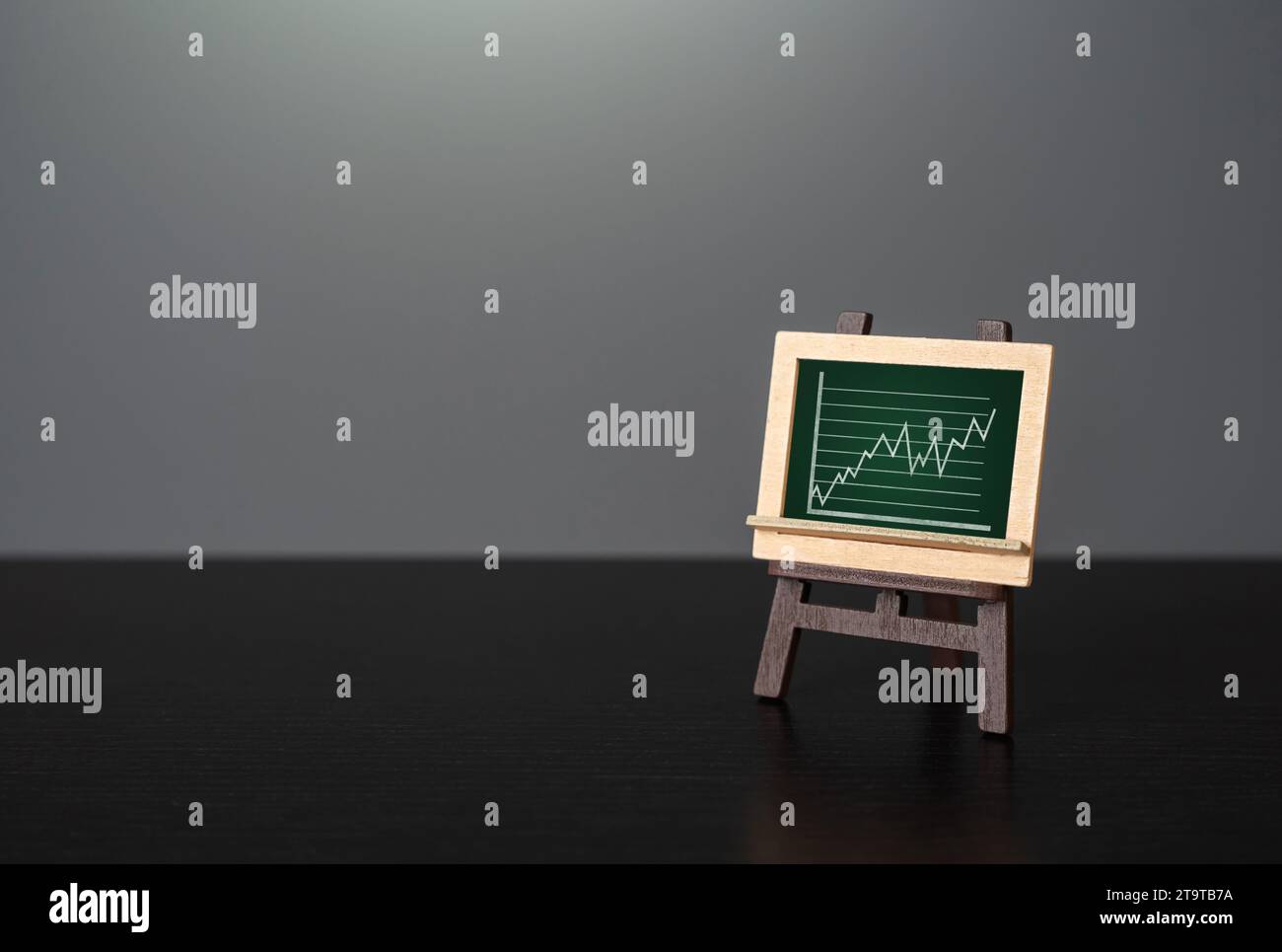 Financial ratios hi-res stock photography and images - Alamy