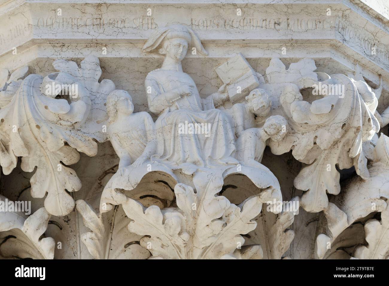 Mercurius and Gemini - Planets and Zodiac - Corner pillar capital of ...