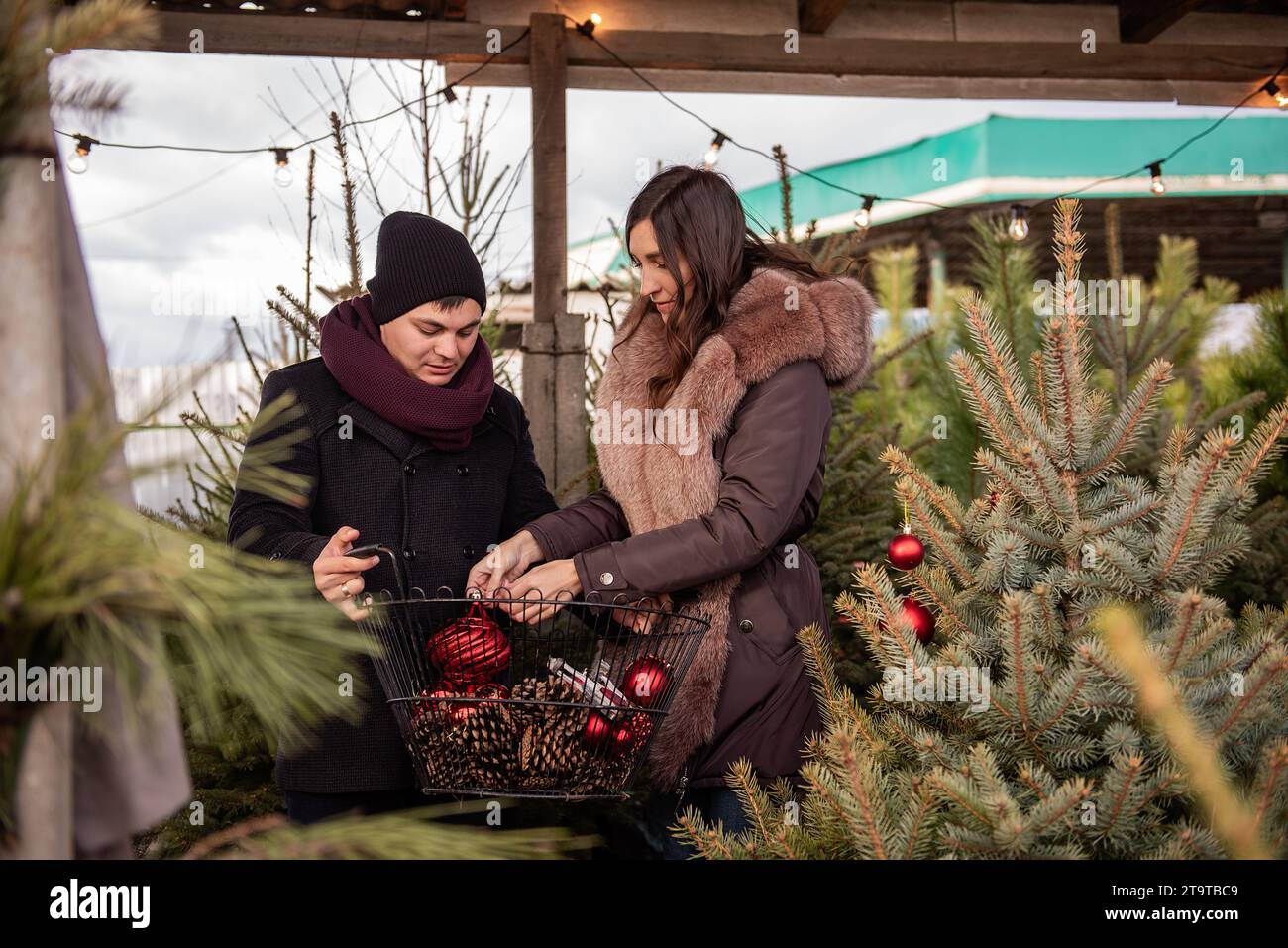 Young man hanging tree hi-res stock photography and images - Alamy
