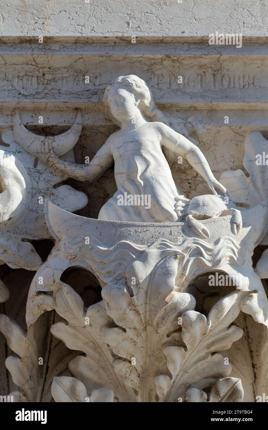 Moon and Cancer - Planets and Zodiac - Corner pillar capital of Palazzo ...