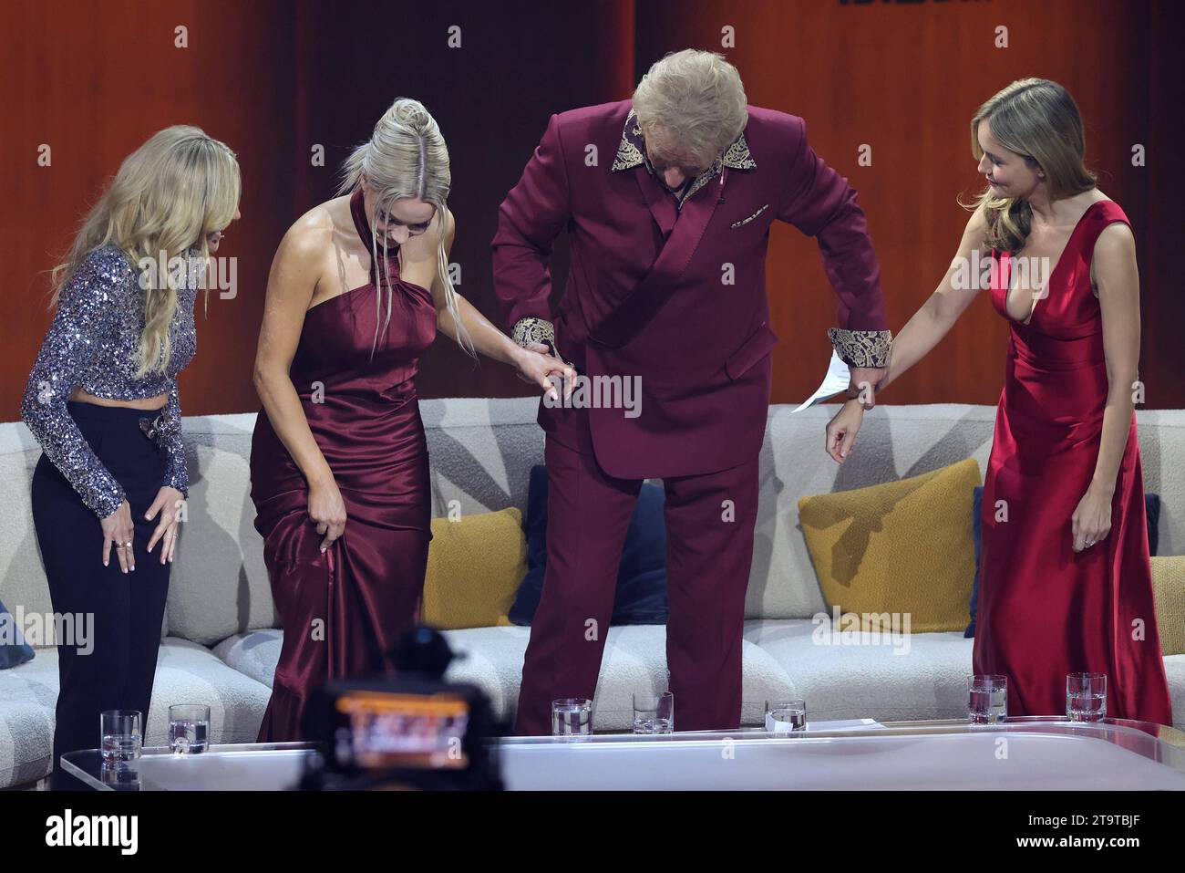 ZDF-Unterhaltungsshow Wetten dass.. - live aus Offenburg Moderator Thomas Gottschalk mit Helene ...