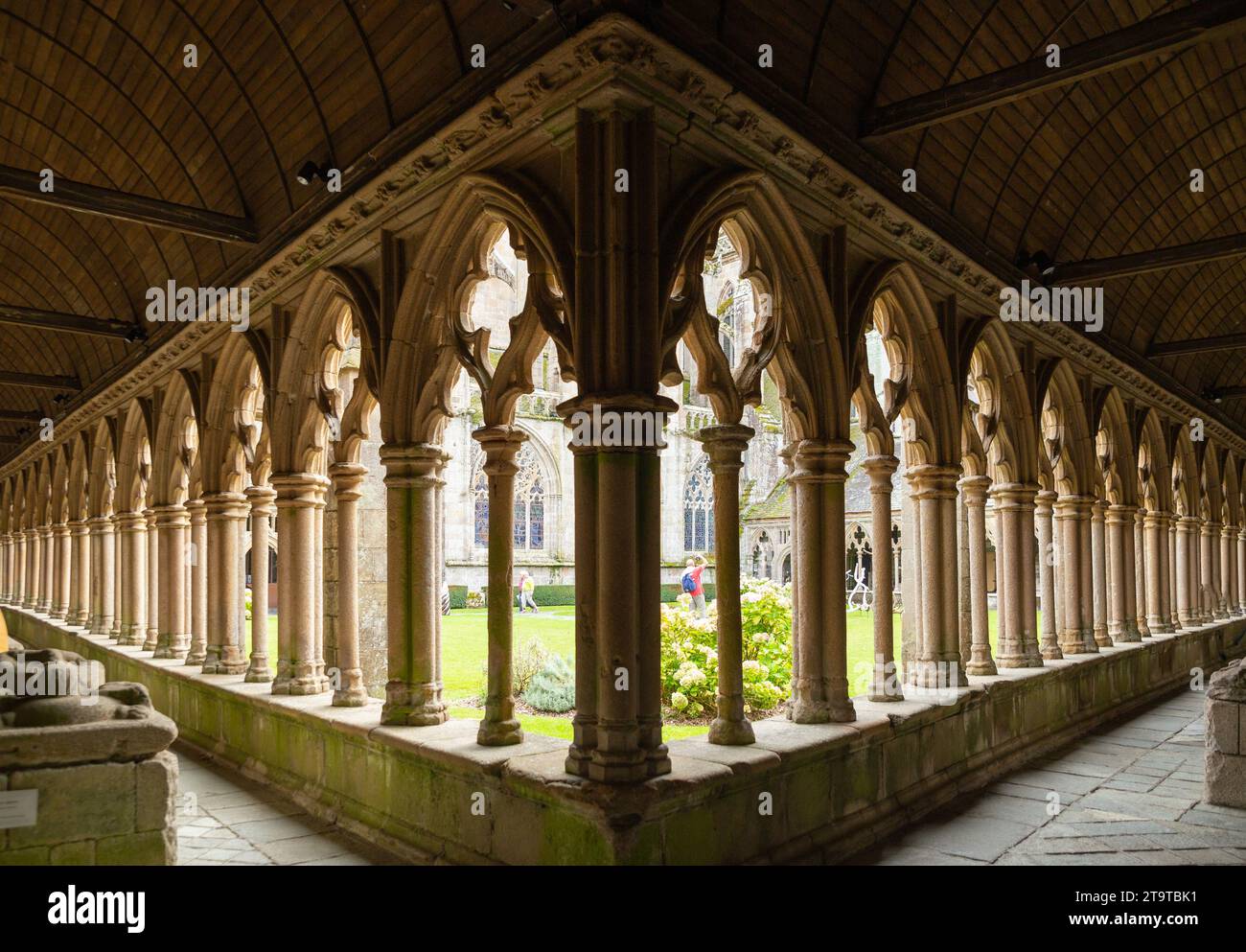 Cloister cloistered garden in hi-res stock photography and images - Alamy